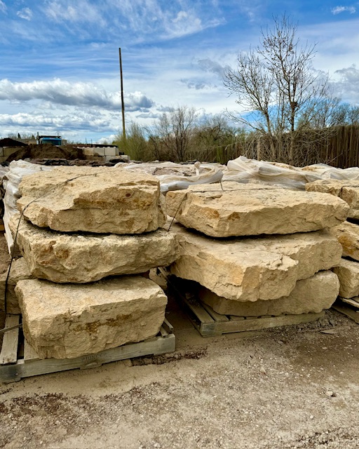 Idaho Quartzite Steps/Slabs – Bedrock Landscaping Materials